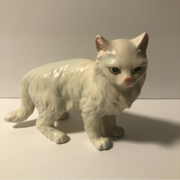 Accents | Ceramic White Cat Figurine | Poshmark